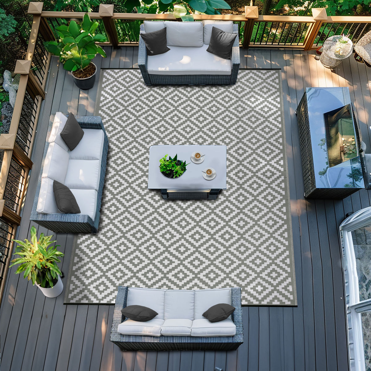 1 Year Warranty Outdoor Rug UK | Nirvana Grey & White | Durable & Easy Care